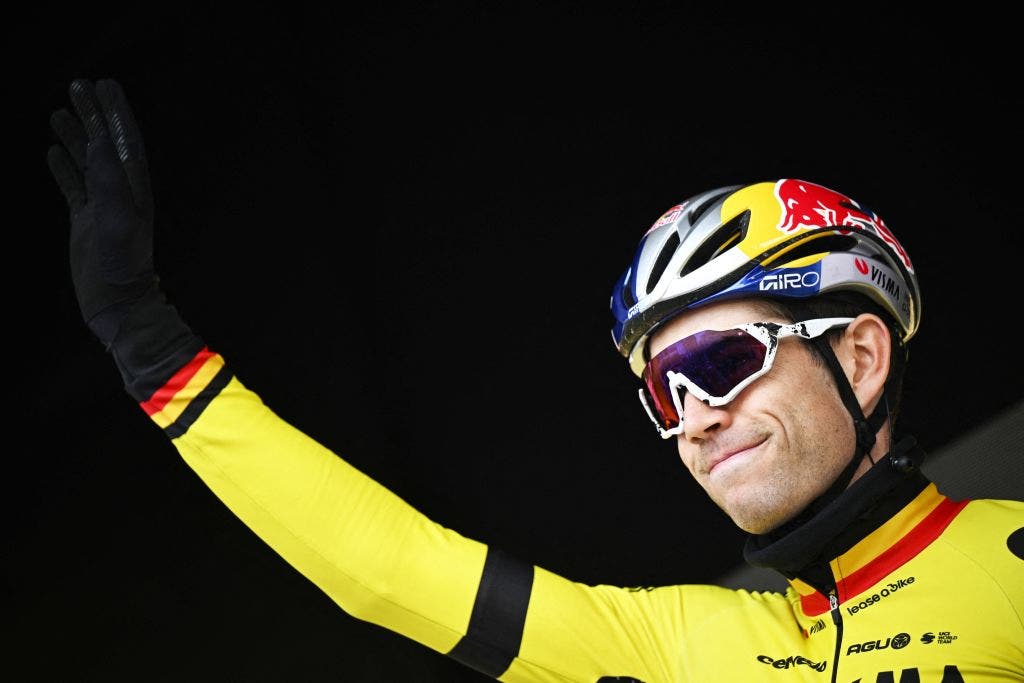 Wout Van Aert Commits to Career-Long Contract with Visma-Lease a Bike
