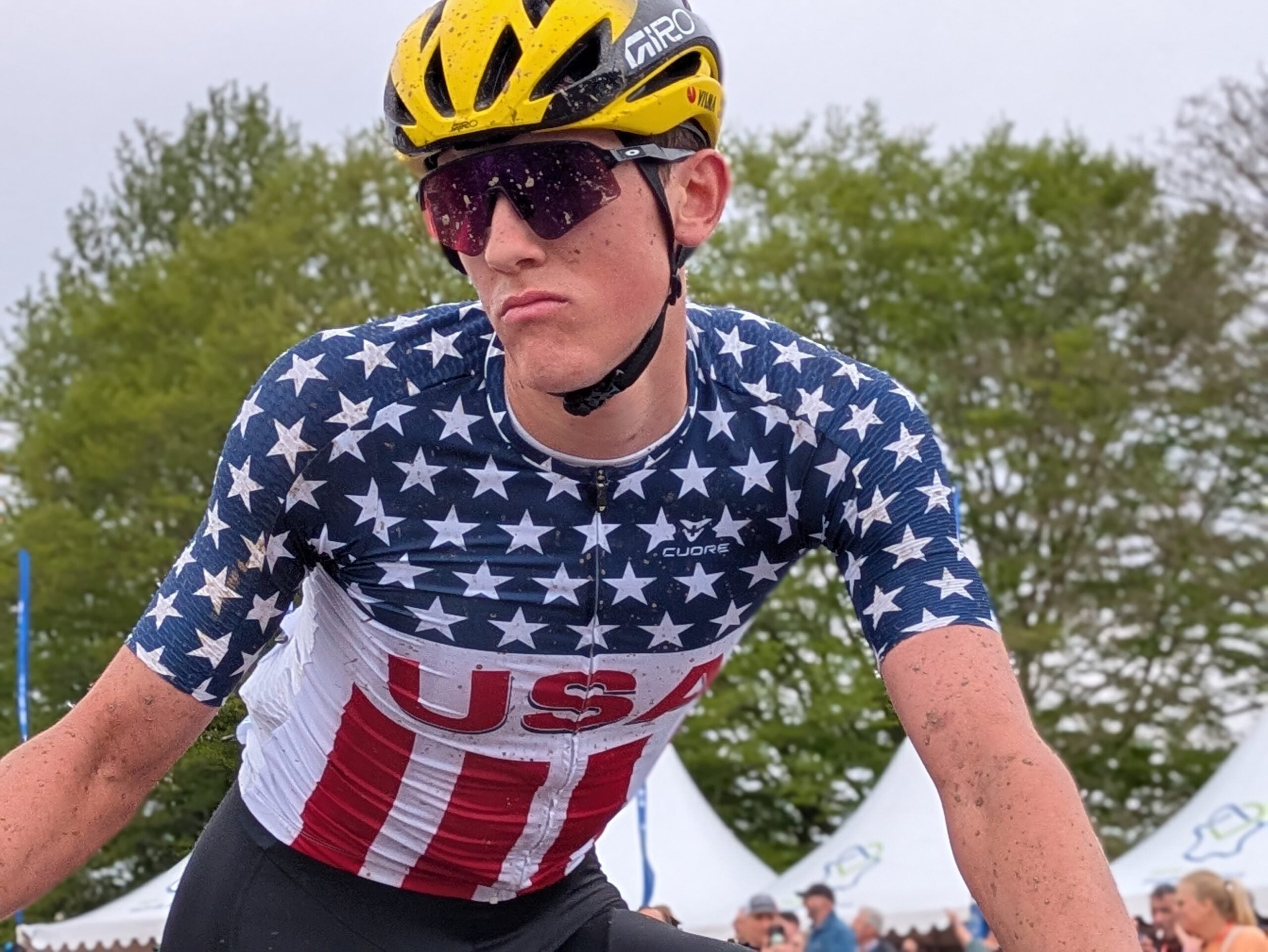 Paris-Roubaix Junior: Ashlin Barry 2nd, Enzo Hincapie forced to run