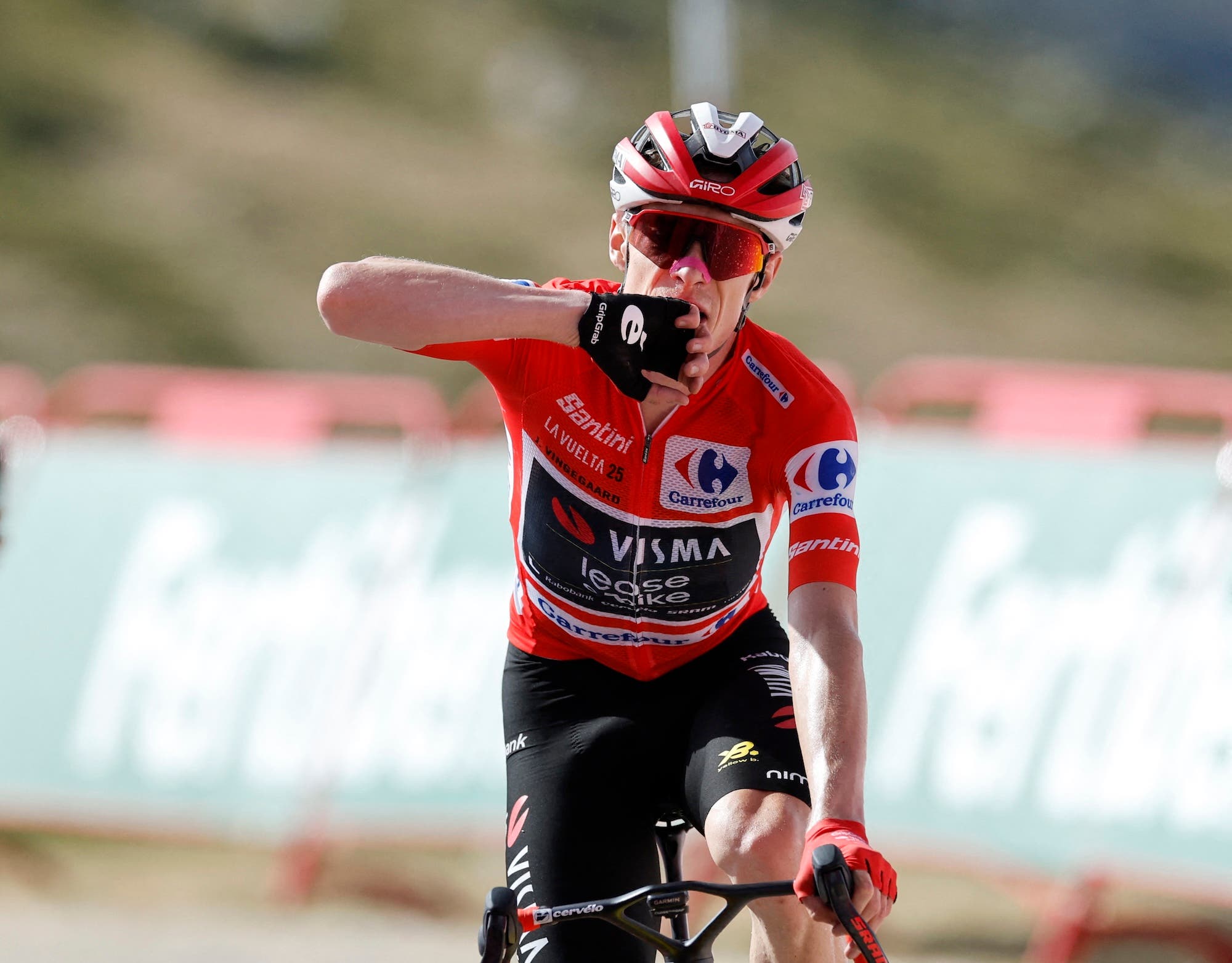 Jonas Vingegaard wins crucial Vuelta summit to close on GC title - Velo