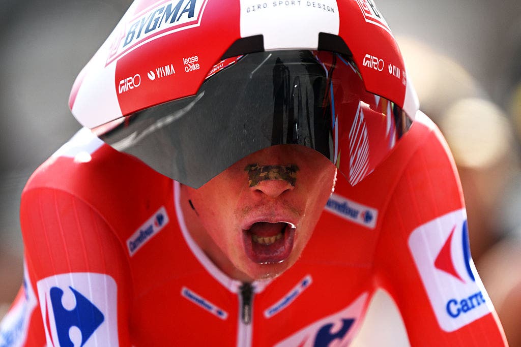 Vuelta a España stage 18: Almeida steals seconds in TT showdown